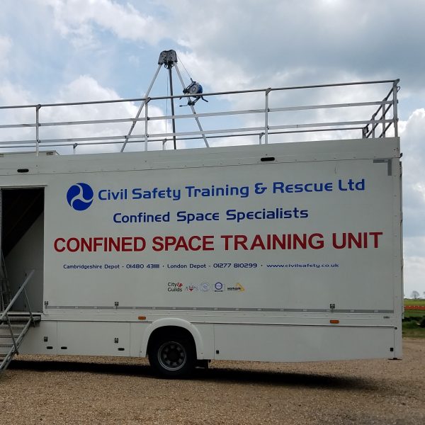 Confined Space Mobile Training | Training | Civil Safety